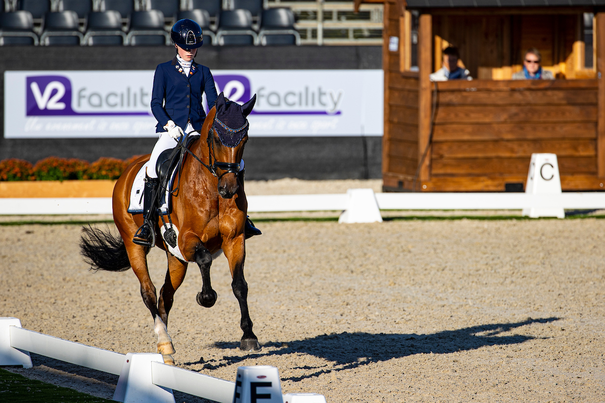 Kebie Raaijmakers met Happy Feet Nederlands Kampioen Children - DigiShots